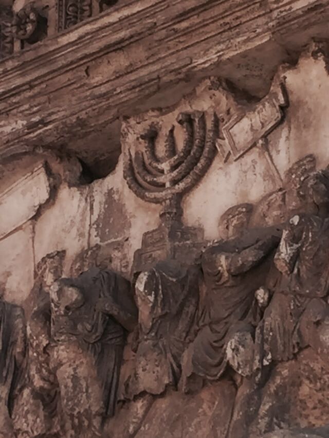 Parshas Tetzaveh: The Light of Torah | Michal Horowitz